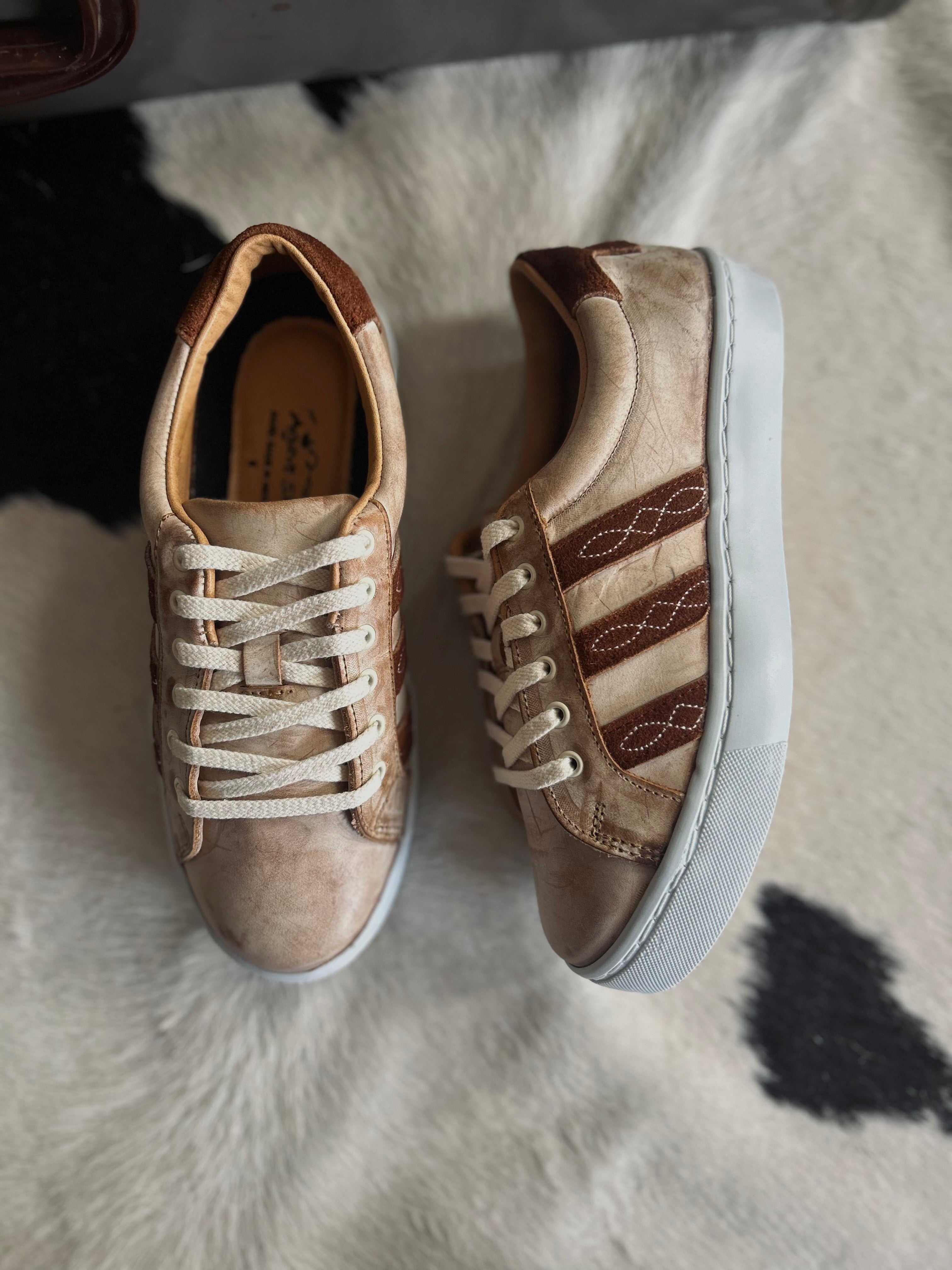 Sheridan Game Day Sneakers I Gussied Up Online Boutique – gussied up online