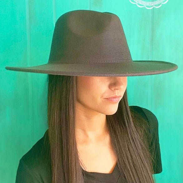 The Blake Hat – gussied up online